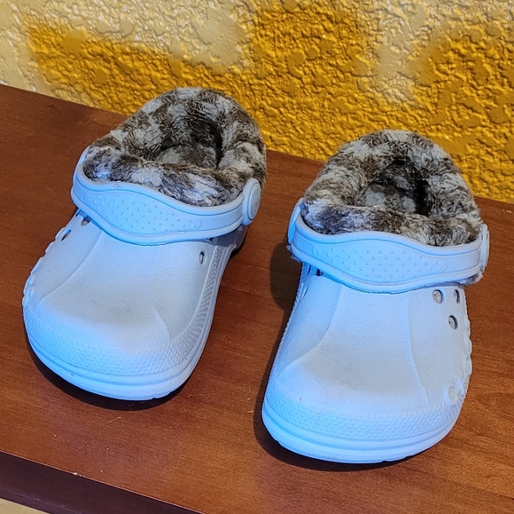 CROCS | Shoes | Baby Blue Fuzzy Lined Crocs | Poshmark